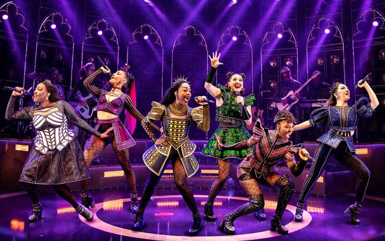 SIX: how the musical became a worldwide phenomenon | Musicals Magazine SIX: how the musical became a worldwide phenomenon | Musicals Magazine